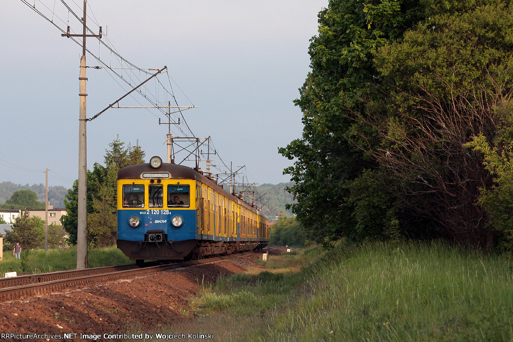 EN57-1722+EN57-1757+EN57-1122